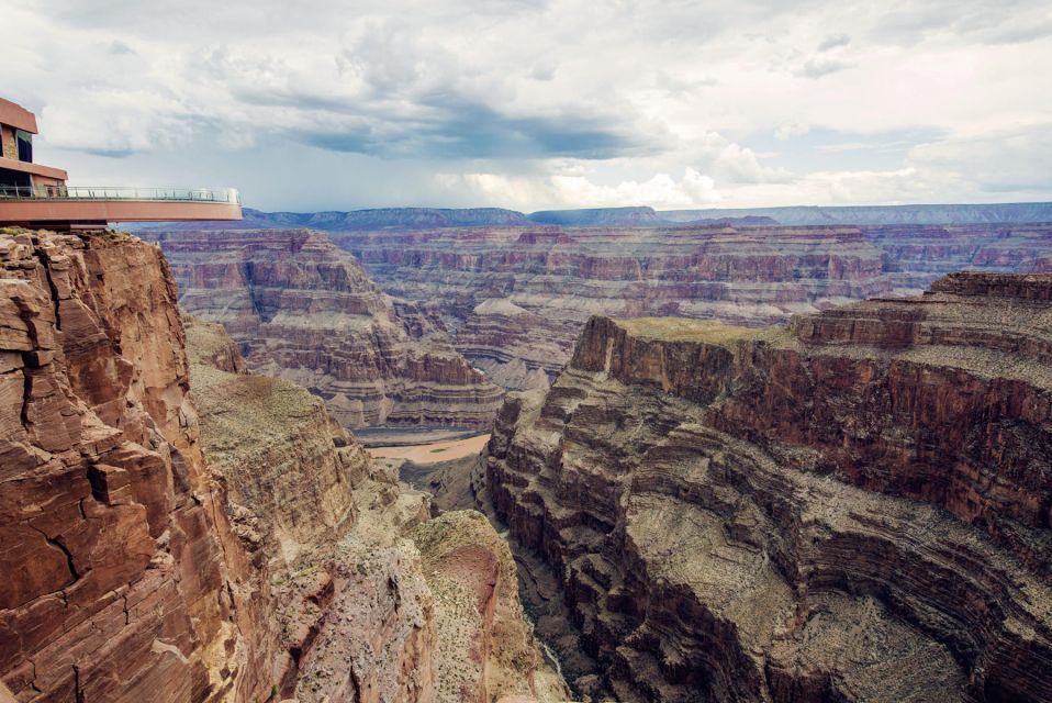 Las Vegas: Grand Canyon West Bus Tour with Guided Walk - Authentic Experiences According to Reviewers