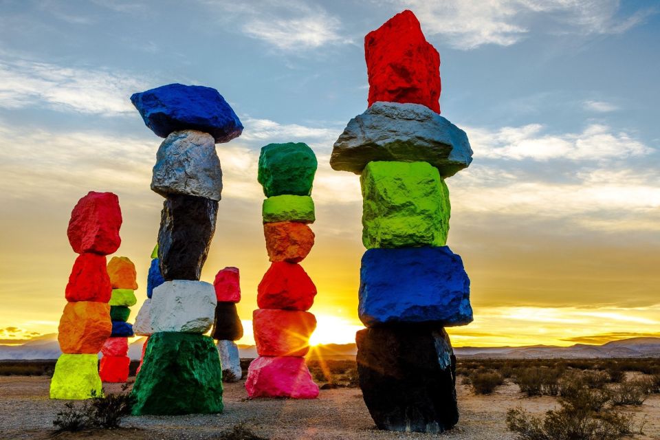 Las Vegas: Mojave Desert, 7 Magic Mountains, Vegas Sign Tour - Transport, Timing, and Group Size