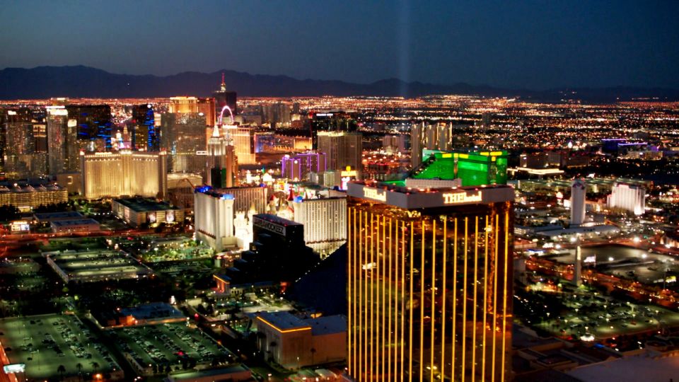 Las Vegas: Night Helicopter Flight over Las Vegas Strip