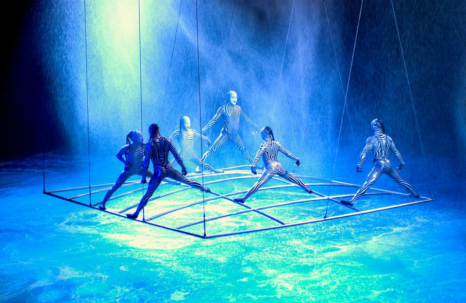 Las Vegas: O by Cirque du Soleil at Bellagio - Key Points
