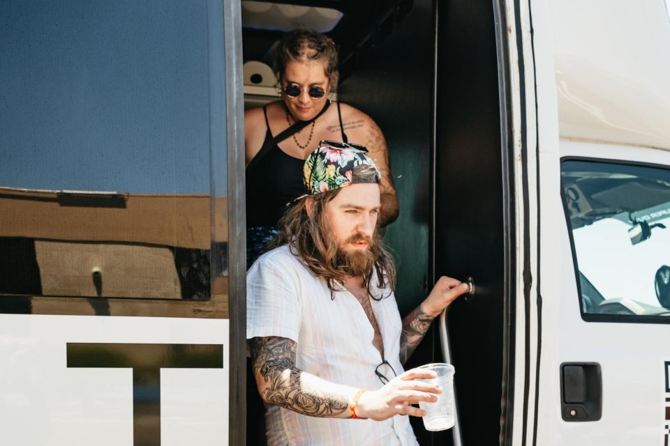 Las Vegas Strip: 3-Stop Pool Party Crawl with Party Bus - The Experience You Can Expect