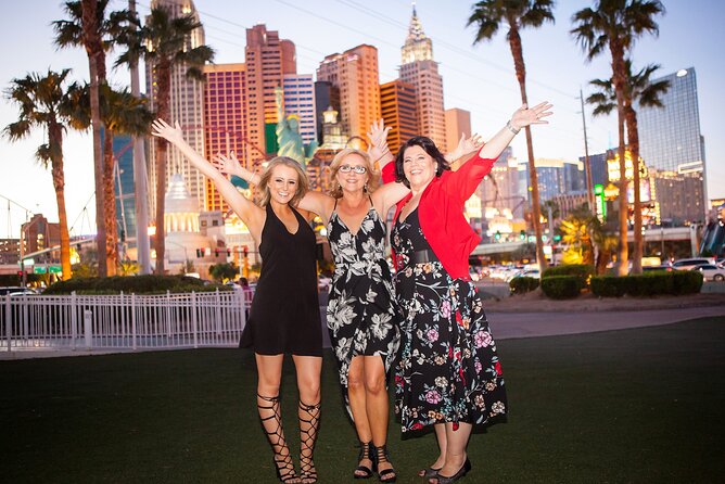 Las Vegas Strip by Super Stretch Limo with Personal Photographer - An In-Depth Look at the Experience
