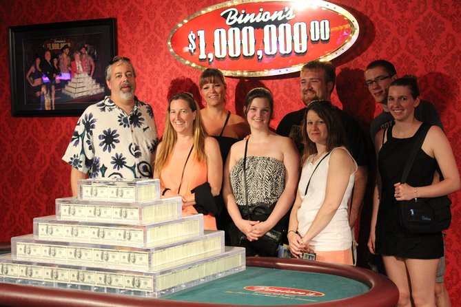 Las Vegas Strip or Fremont Street Semi-Professional Photo Session - What to Expect from Your Vegas Photo Session