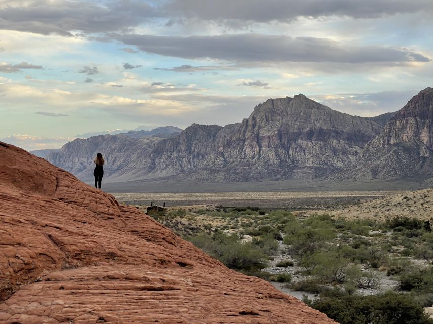Las Vegas: Sunset Hike and Photography Tour Near Red Rock - Introduction to the Tour Experience
