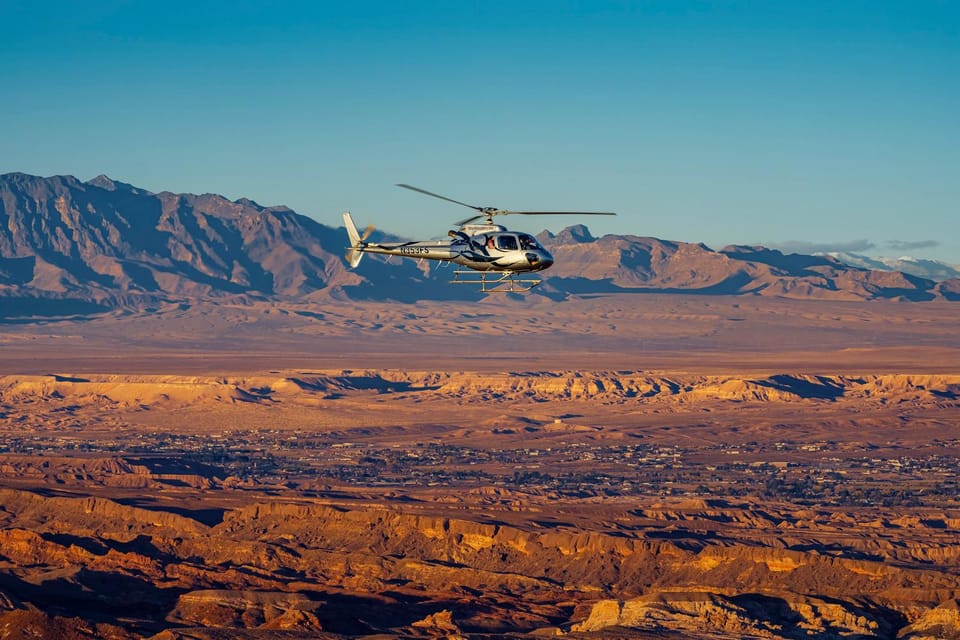 Las Vegas: Valley of Fire Helicopter with Scenic Landing - FAQ