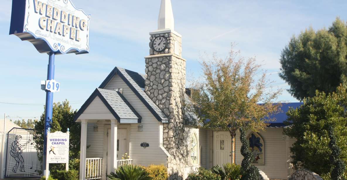 Las Vegas: Wedding or Vow Renewal at Graceland Chapel - A Closer Look at the Experience