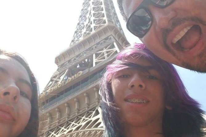 Las Vegas Zombie Scavenger Hunt - Introduction