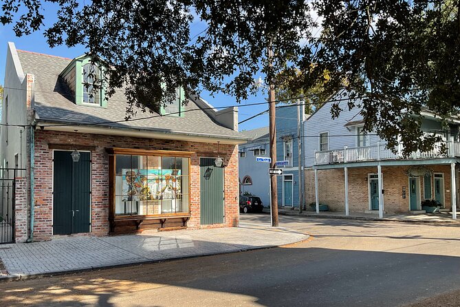 Le Faubourg Tremé guided tour in French - FAQ