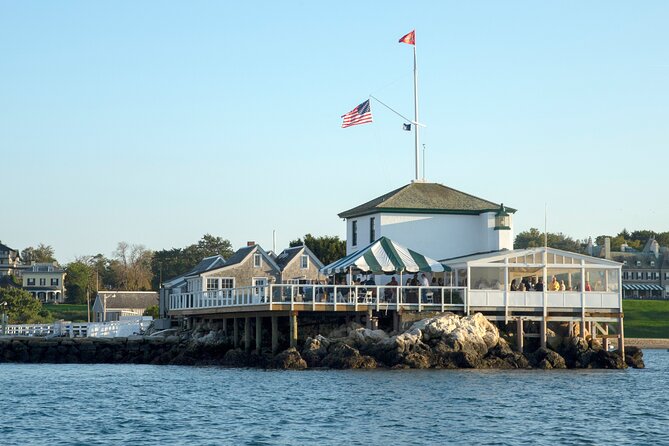 Lighthouse and Mimosa Cruise of Narragansett Bay from Newport