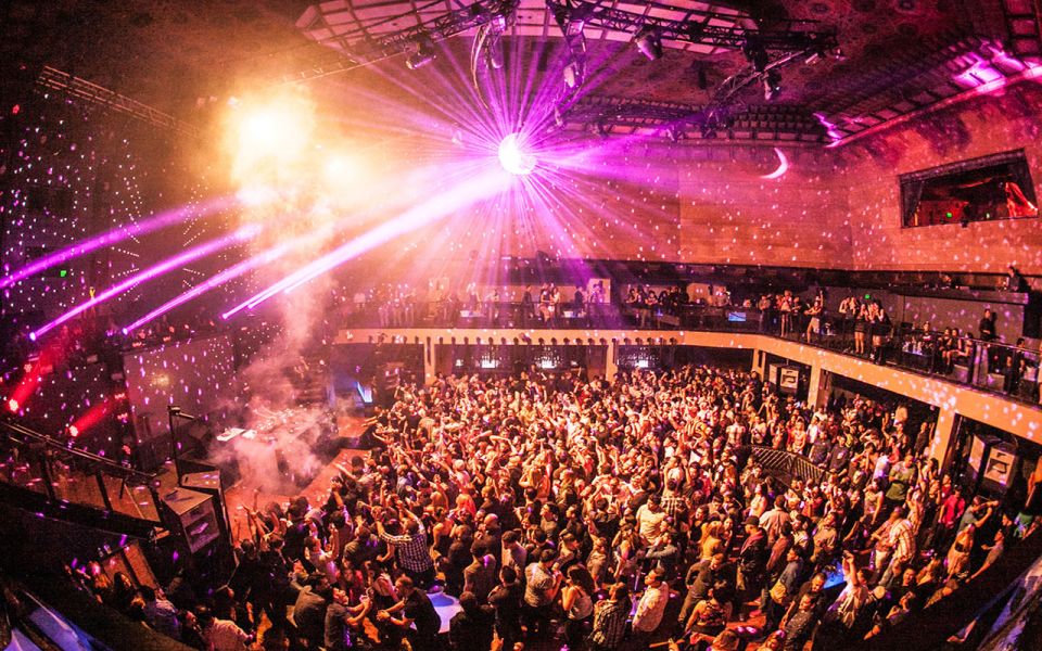 Los Angeles: Downtown LA Club Crawl with Express Entry - A Deep Dive into the Experience