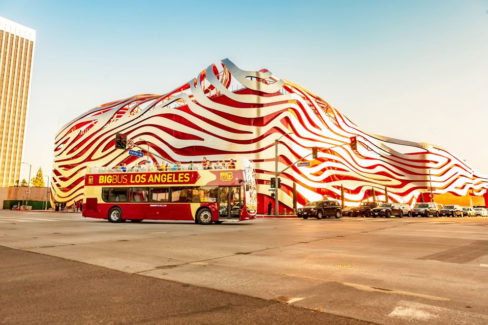 Los Angeles: Hop-on Hop-off Sightseeing Tour by Open-top Bus - Key Points