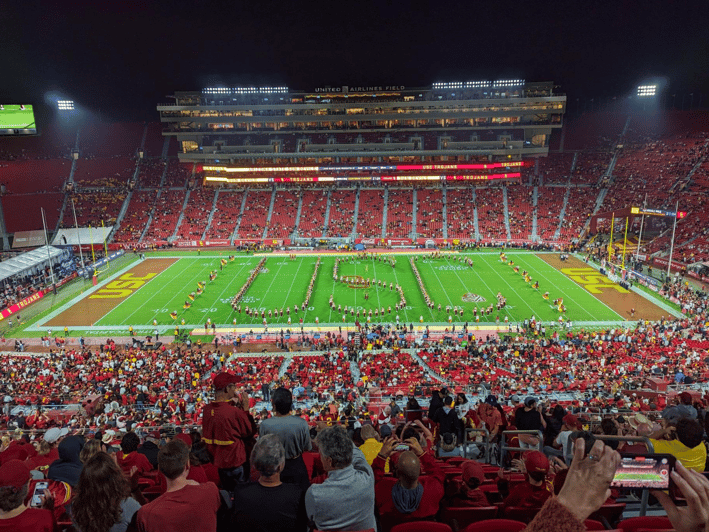 Los Angeles: USC Trojans College Football Game Ticket - What to Expect During the Game