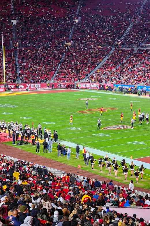 Los Angeles: USC Trojans College Football Game Ticket - Whats Included and Whats Not