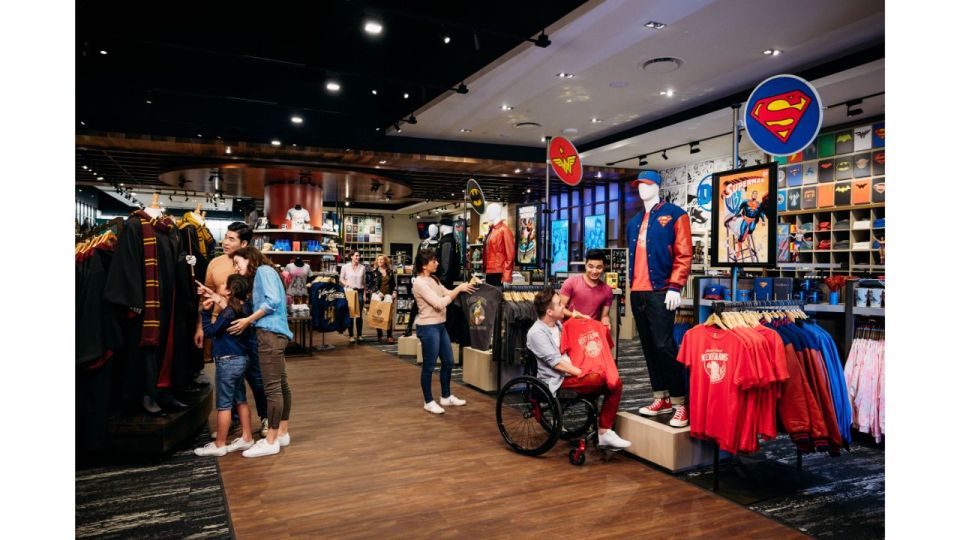 Los Angeles: Warner Bros. Studio Tour Hollywood - In-Depth Look at the Itinerary