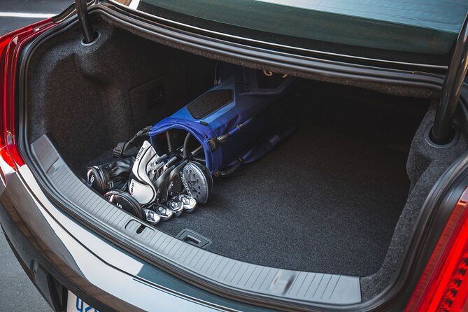 Luxury Car Arrival from Milwaukee Airport MKE to Milwaukee City - The Experience in Detail