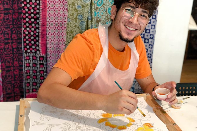 Make and Paint a Malaysian Batik Scarf in Aventura, Florida - Who Will Love This Experience