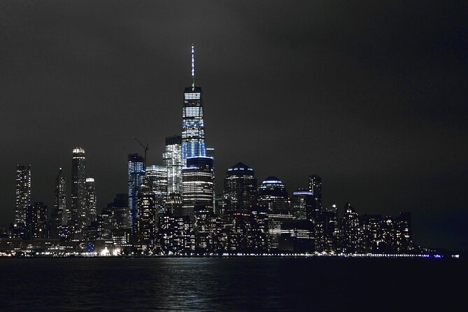 Manhattan Skyline and Statue Night Cruise - What to Expect Onboard