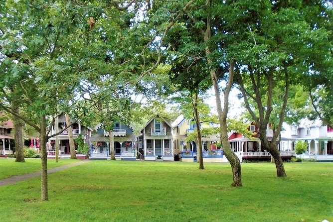 Martha's Vineyard Daytrip from Boston with Round-Trip Ferry & Island Tour Option - Who Should Consider This Tour?