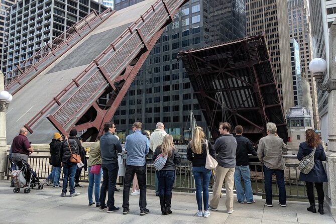 Marvels & Feats: An Engineer's Tour of Chicago Architecture - What Makes This Tour Special?