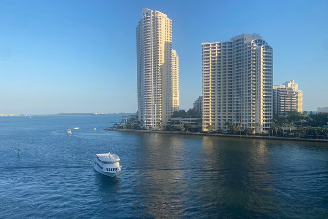 Miami 75 Min Boat Tour Biscayne Bay and Celebrity Homes Island - What to Expect from the Itinerary
