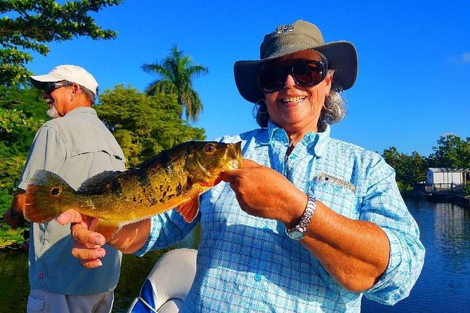 Miami Airport Lakes Peacock Bass Fishing Trip (1 to 4 ppl) - Cancellation & Practical Details