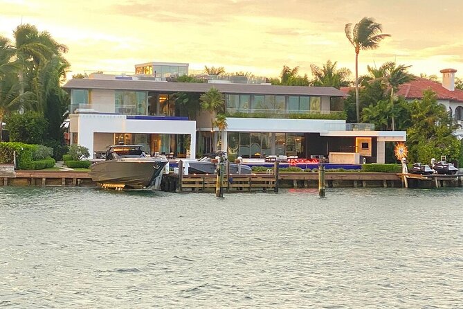 Miami and Bayside 90 min Cruise of Celebrity Islands - Value for Money — Is It Worth It?