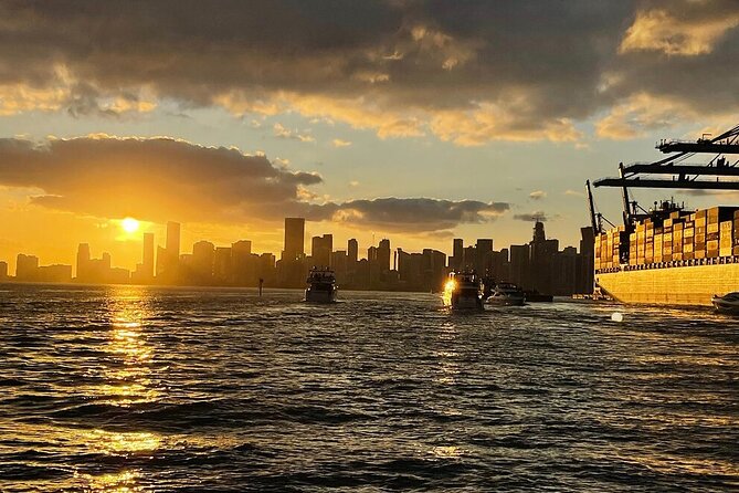 Miami and Bayside 90 min Cruise of Celebrity Islands - Practical Tips for Your Cruise