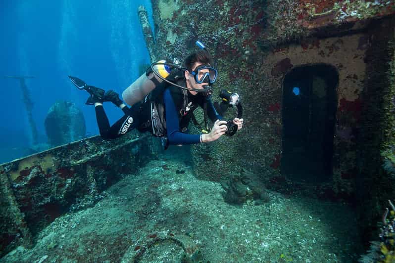 Miami Beach: Guided 2-Tank Reef and Wreck Dive Trip - A Deep Dive into the Experience