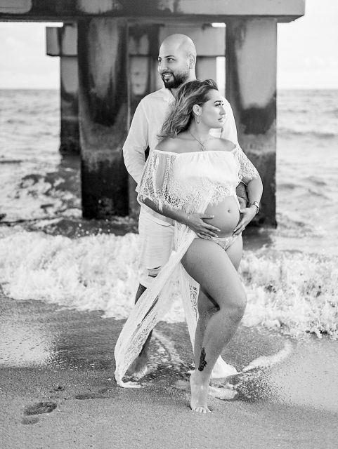 Miami Beach: Maternity Photoshoot - The Breakdown: How the Photoshoot Unfolds