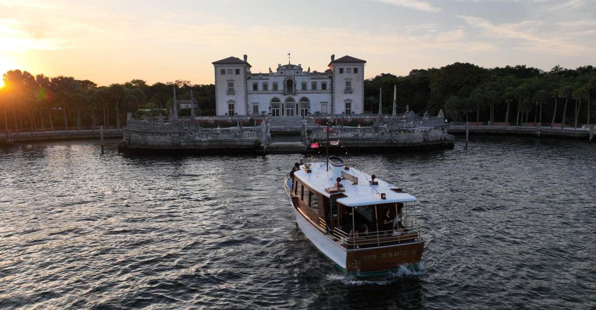 Miami Beach: Vizcaya Sunset Cruise Includes Food and Drink - Food, Drinks, and Atmosphere
