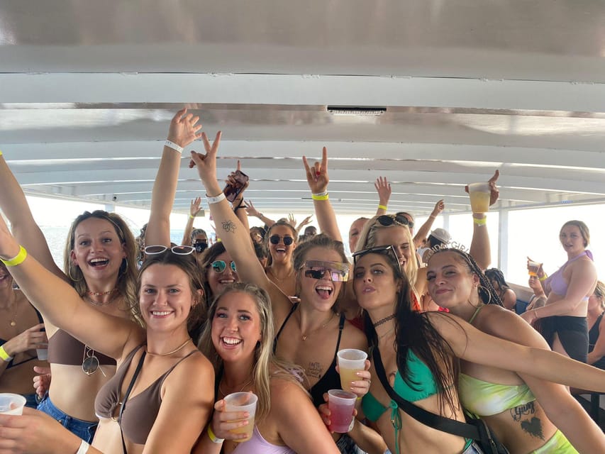 MIAMI BOAT PARTY - Setting & Atmosphere: A lively waterborne celebration