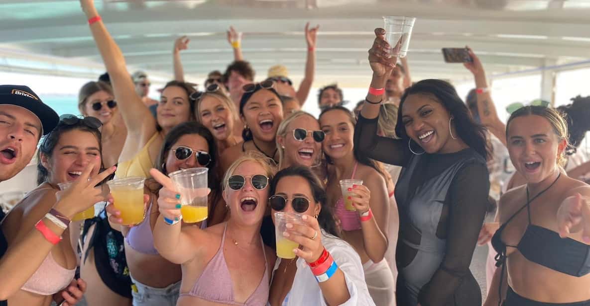 MIAMI BOAT PARTY - The Itinerary & Onboard Experience