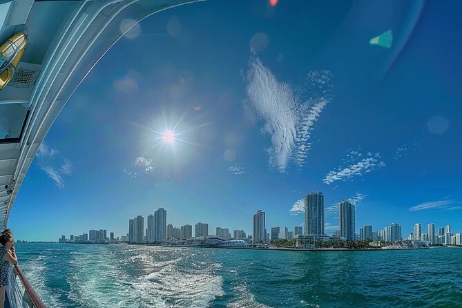 Miami Cityscape Boat Tour  Waterfront Views on Biscayne Bay - What Makes This Tour Stand Out?