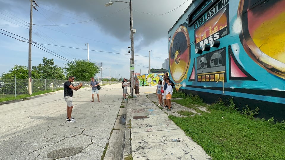 Miami: highlights Walking & Sightseeing tour - FAQ