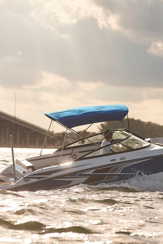 Miami: Private Boat Rental with champagne and captain - Key Points