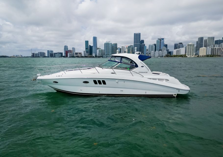 Miami: Private Yacht Cruise with Champagne - FAQ