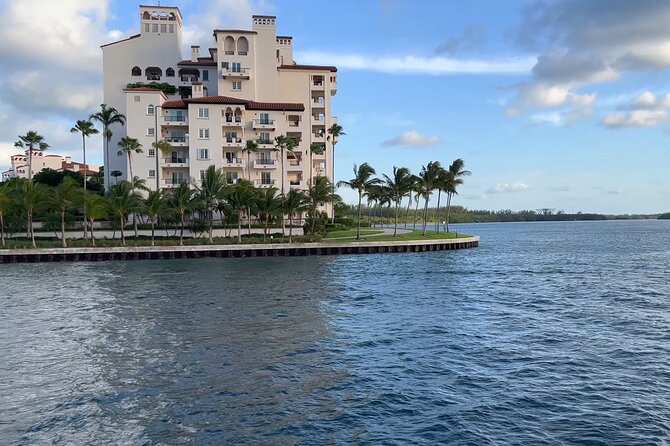 Miami Skyline & Star Island 90 Minute Cruise - Who Will Love This Tour?