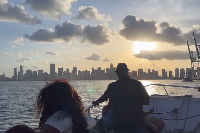 Miami Skyline Sunset Cruise with The Mojito Bar On board - FAQ