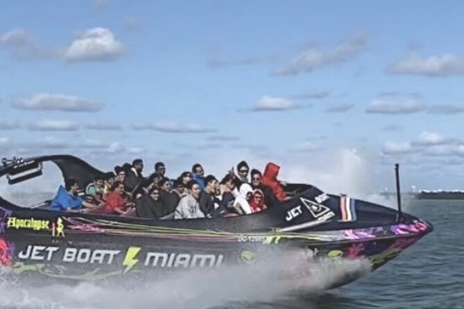 Miami Speed Boat South Beach & Hard Rock Meal at Bayside Marketplace - The Sum Up