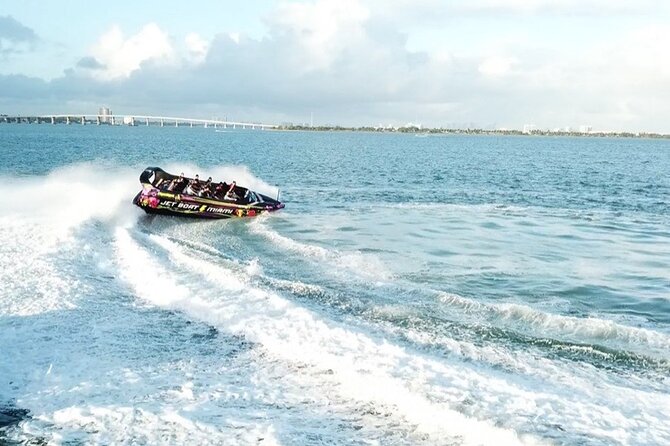 Miami Speed Boat South Beach & Hard Rock Meal at Bayside Marketplace - FAQ