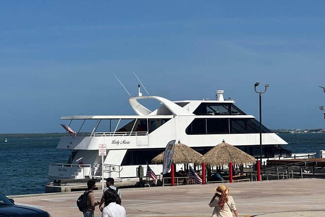 Miami Sunset Cocktail Cruise and a Drink - Is This Tour Worth It?