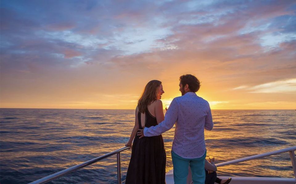 Miami: Sunset Cruise with Celebrity Homes & Open Bar - Frequently Asked Questions