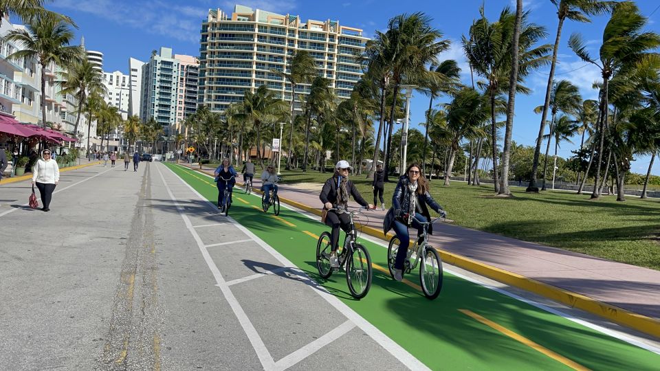 Miami: The Famous South Beach Bicycle Tour - The Experience of Guides and Reviews