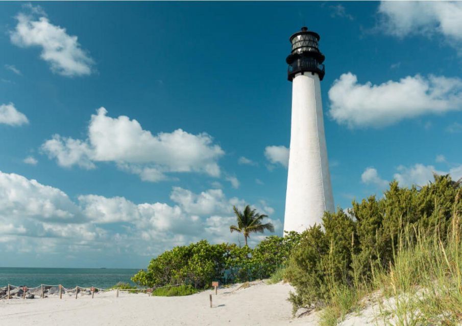 Miami: Visit to the Lighthouse - Key Biscayne - Brickell - Key Points