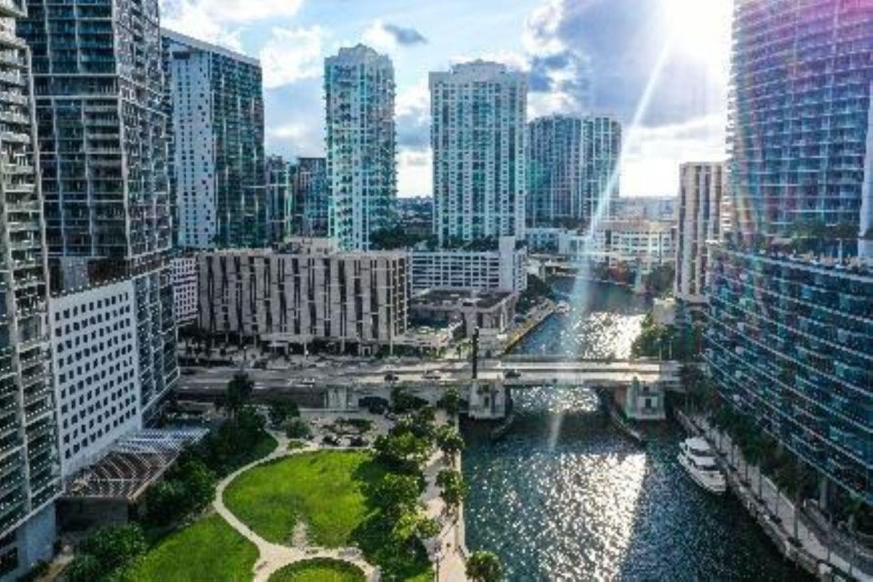 Miami: Visit to the Lighthouse - Key Biscayne - Brickell - What’s Included and What to Consider