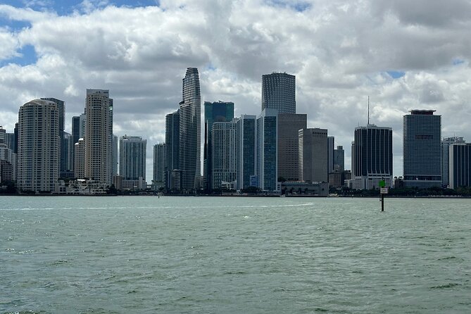 Millionaire Homes Miami Favorite Boat Cruise - Analyzing the Price: Value for Money