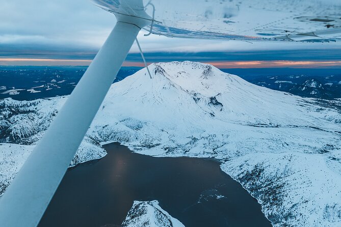 Mt. St. Helens Air Tour by Envi Adventures - A Detailed Look at the Mount St. Helens Air Tour