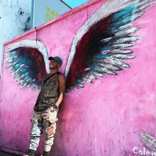 Must Have L.A. Pictures! - FAQ