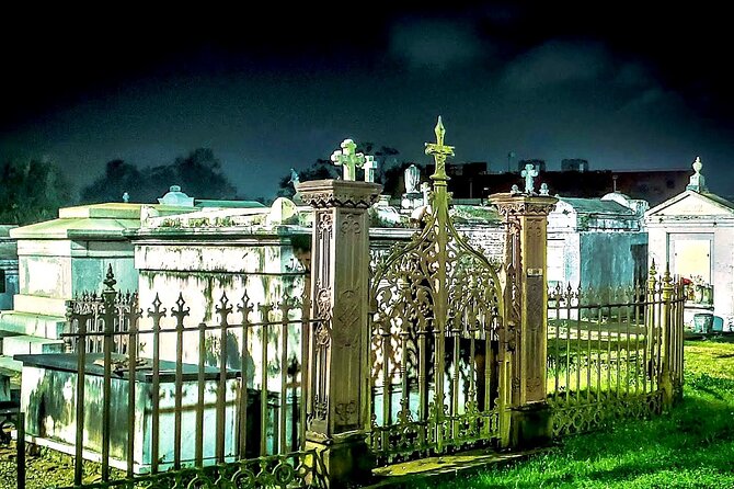 New Orleans Dead of Night Ghosts and Cemetery Bus Tour - FAQs