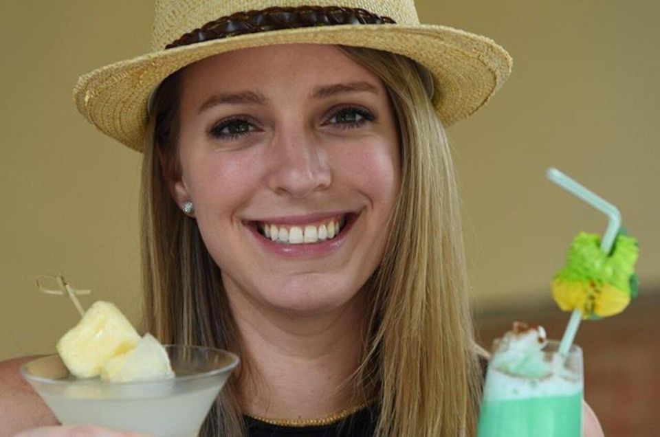 New Orleans: French Quarter Cocktail and Foodie Crawl Tour - The Drink Experience That Defines NOLA